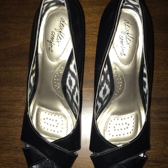 dexflex comfort | Shoes | Dexflex Comfort Wedge Peep Toe Shoes | Poshmark